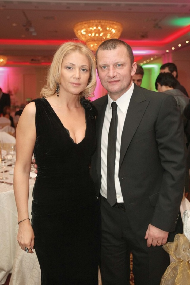 Soţia lui Dorinel Munteanu nu are bani să se lupte cu fotbalistul! Ce se întâmplă cu averea ...